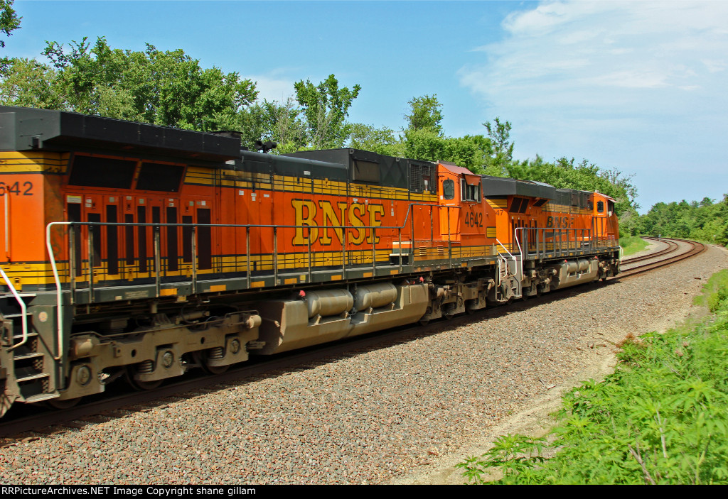 BNSF 7047